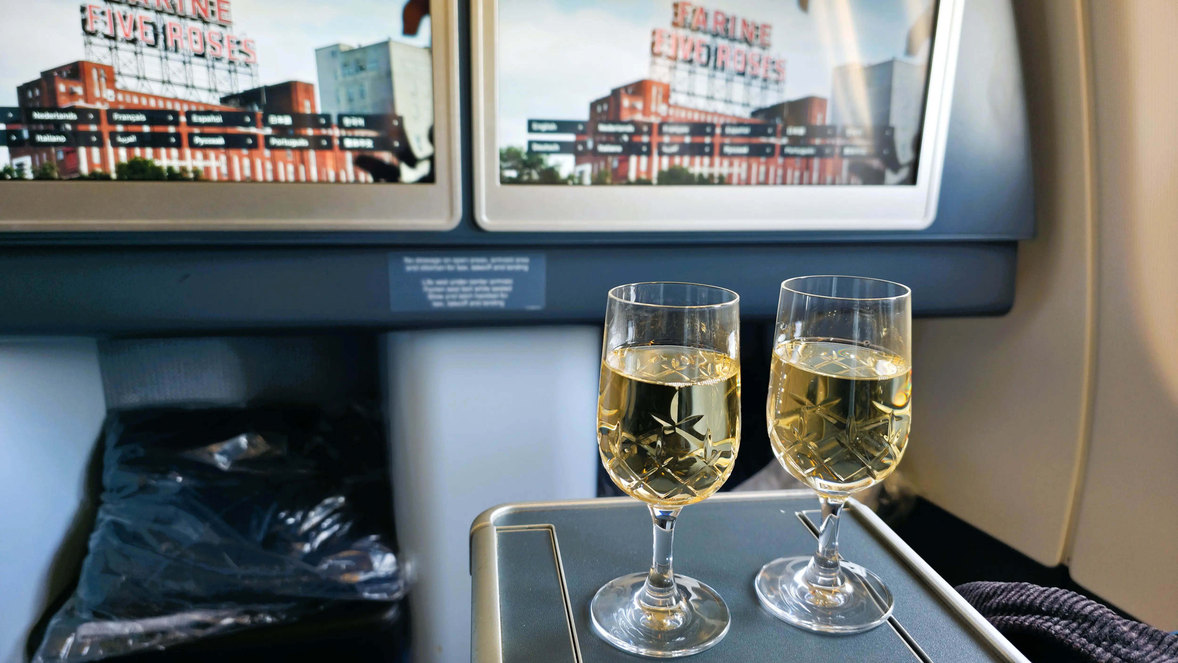 KLM Business Class: A Calm, Thoughtful Way to Cross the Atlantic