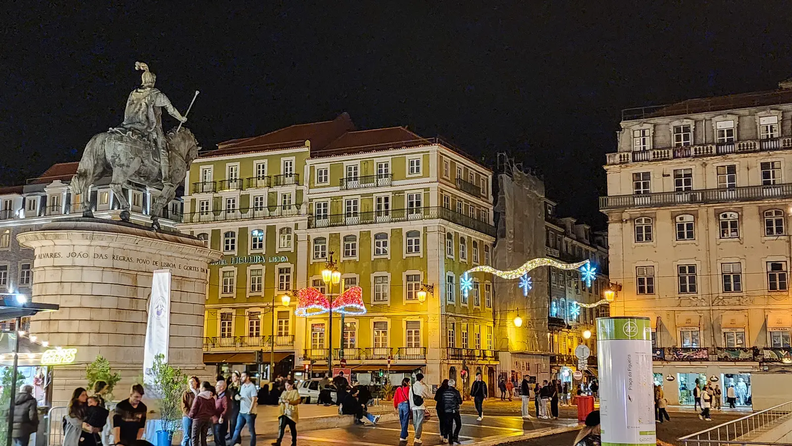 Figueira Christmas Gourmet: Lisbon's Festive Culinary Wonderland